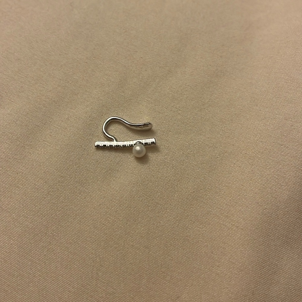Single Ear Cuff - Gem